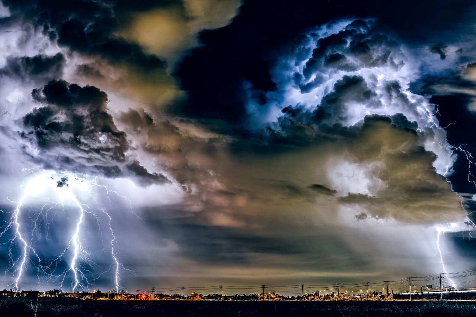 How vulnerable is the UK power grid to diversely extreme weather ...