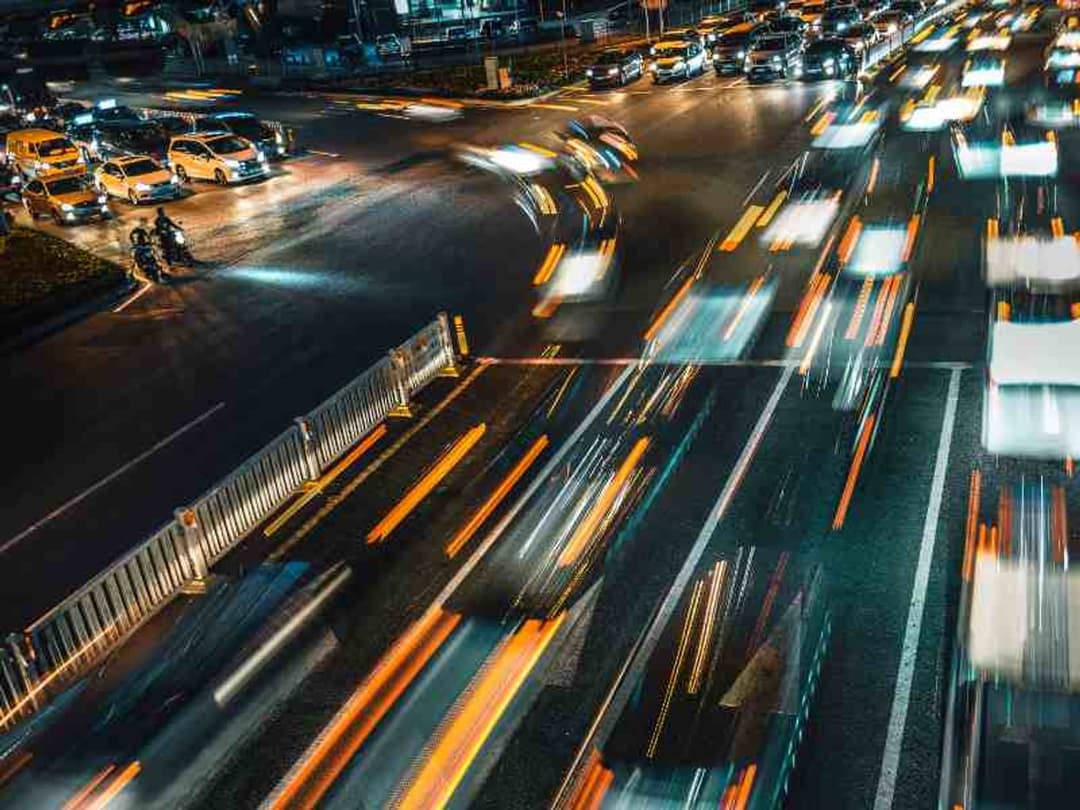 China sets up 30 large-scale vehicle-to-grid pilot projects | Enlit World